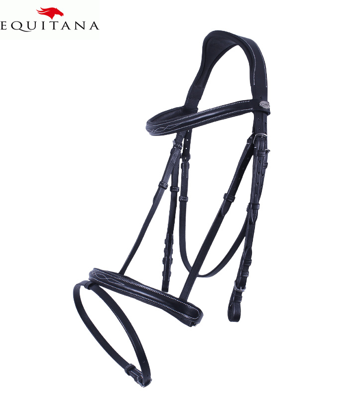 Frau Luxury | Equitana